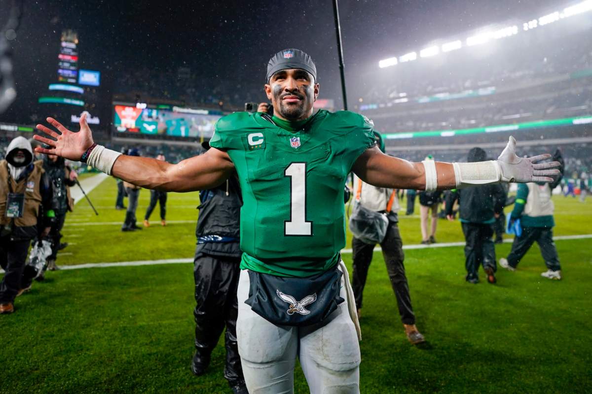 Philadelphia Eagles reveal the two games they’ll be wearing Kelly Green ... Philadelphia Eagles reveal the two games they’ll be wearing Kelly Green ...